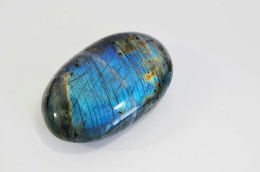 Labradorite Meditation & Chakra Activation Guide – Touch Vintage